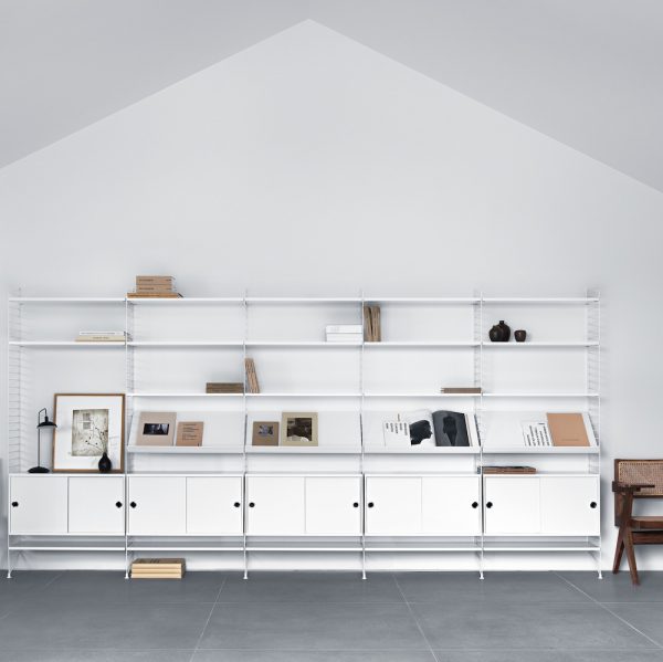 String Regalsystem, Kombination Wohnzimmer Weiß - Möbel & Design Köln